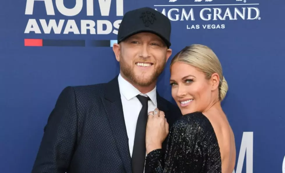 Nashville Notes - Cole Swindell's WWE Girlfriend Nashville Notes - Cole Swindell's WWE Girlfriend