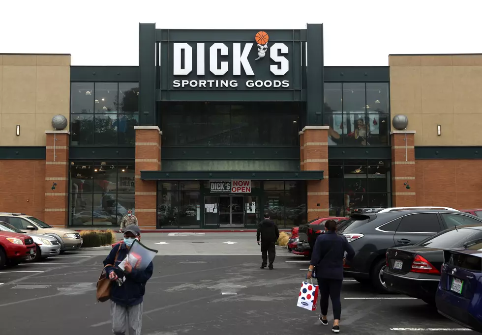 Dicks Sporting Goods Is Hiring Thousands For The Holidays
