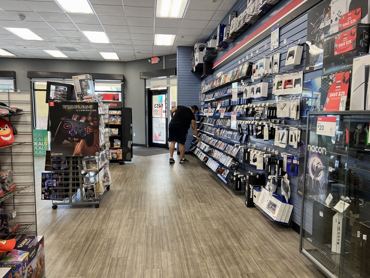 GameStop Converting Several Minnesota Stores To 'Retro' Locations