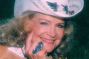 Singer-Songwriter Liz Anderson Dies at 81