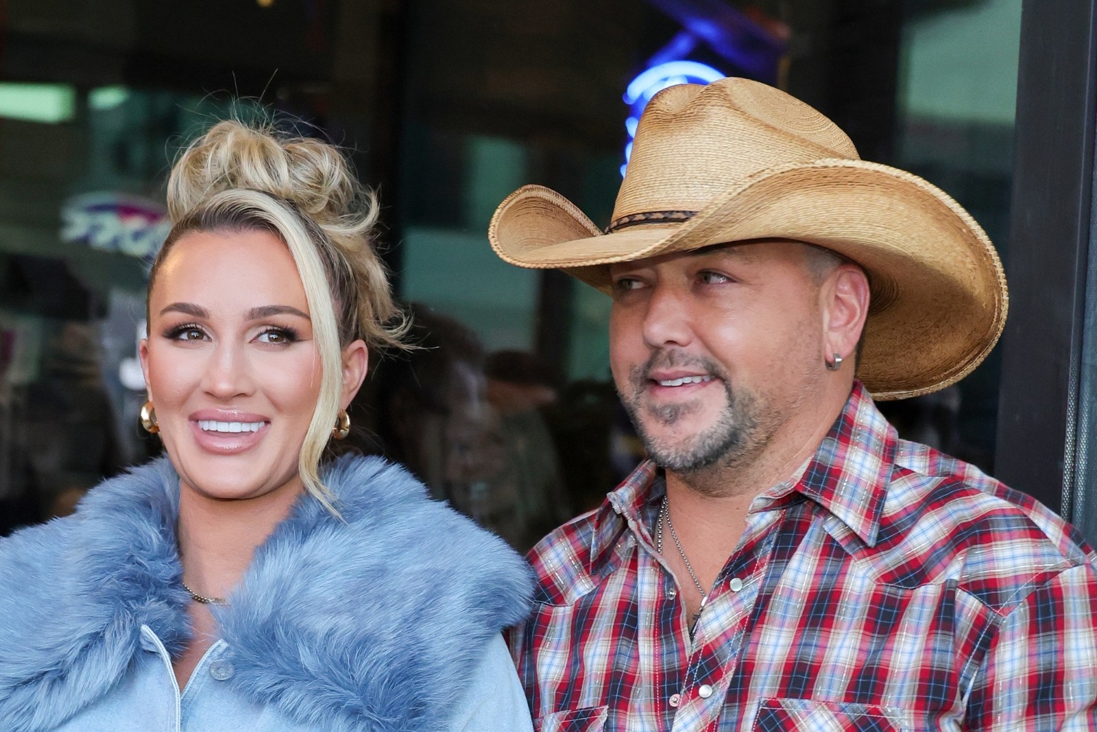 Jason Aldean’s Family Grows With Puppy, Mini Pig This Holiday | 97.3 ...