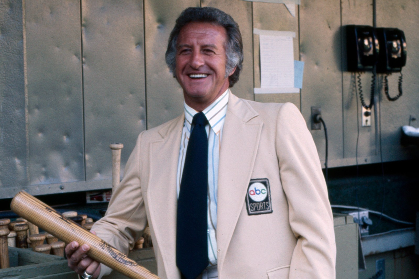 Bob Uecker, Baseball Icon and Film and TV Star, Dies at 90 | DRGNews