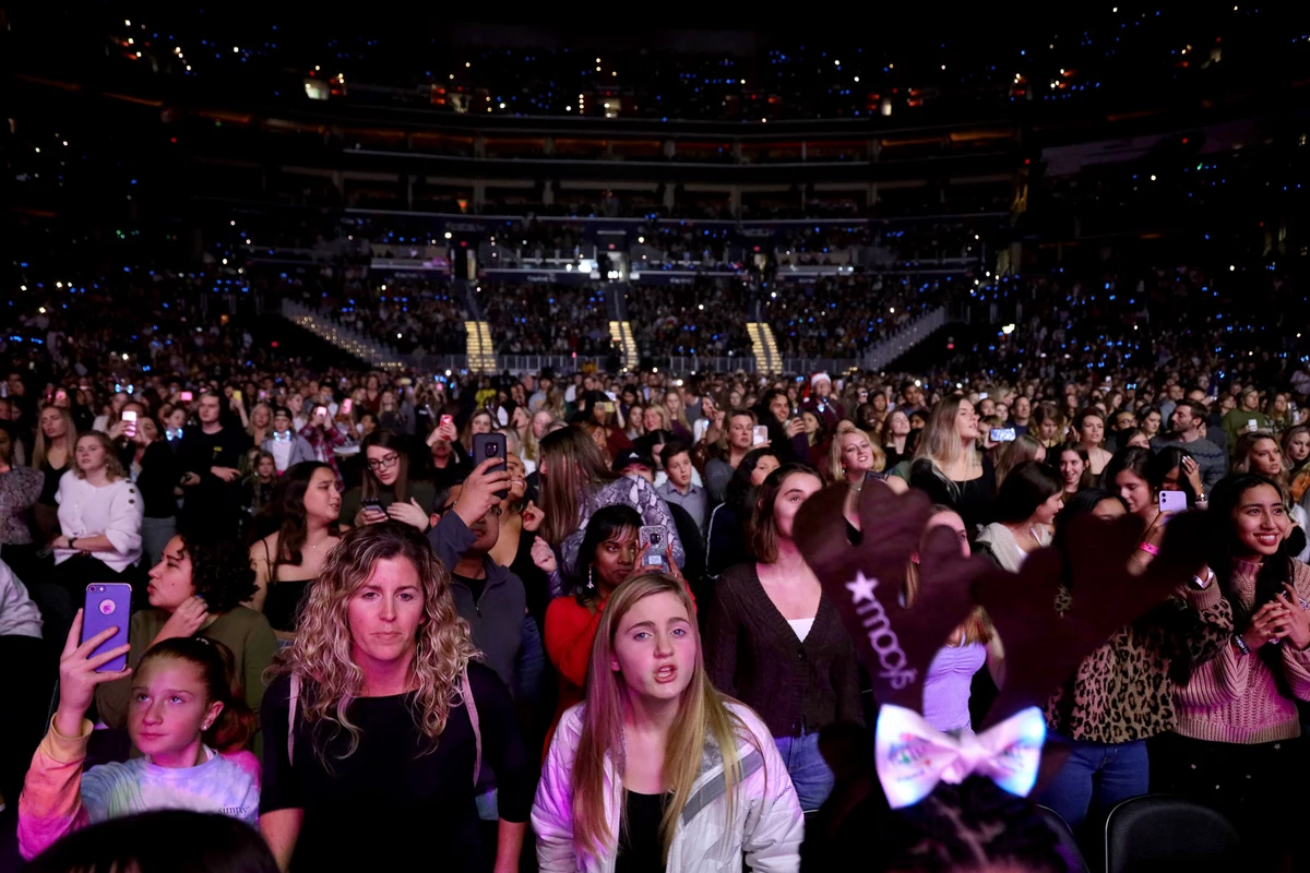 Live Nation Demand Artists Take 20 Percent Pay Cut In 2021 live-nation-demand-artists-take-20-percent-pay-cut-in-2021
