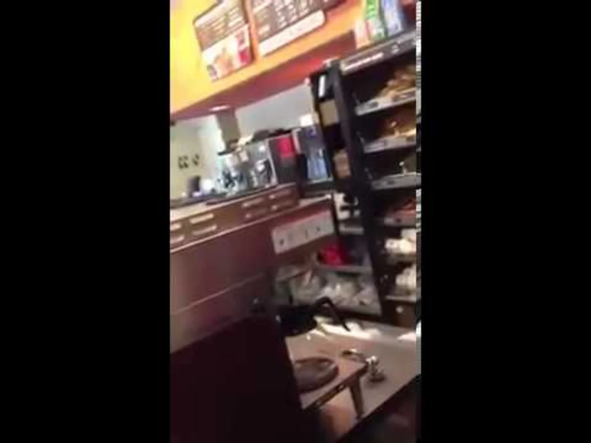Woman Goes Crazy At Dunkin Donuts About Receipt Video