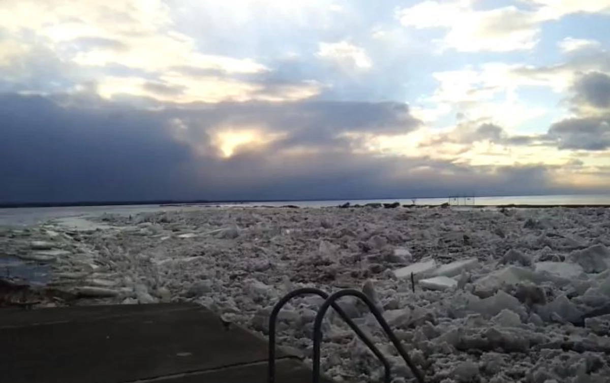 Amazing Video Of Ice Flow On The Erie Canal At Oneida Lake Near Sylvan