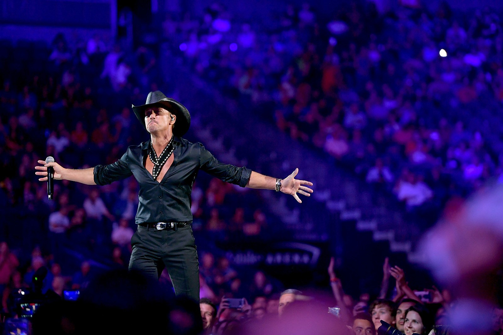 Music from FOX-TV’s ‘Nashville’ is featured as Today’s Dunkin’ Donuts ...