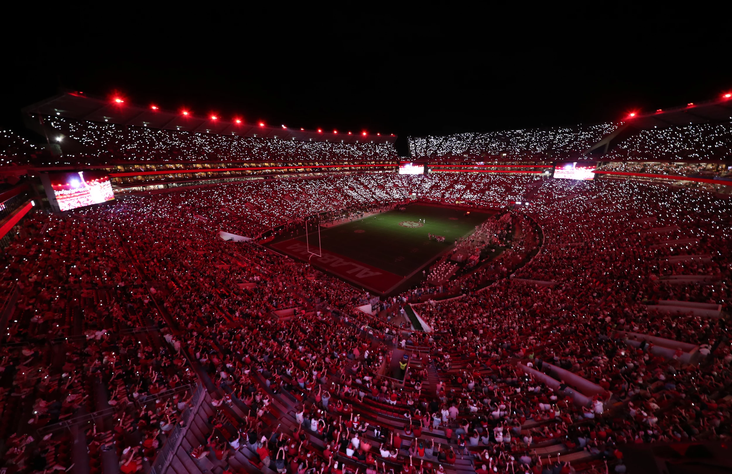 Tips to Beat the Heat at Bryant-Denny Stadium on Saturday
