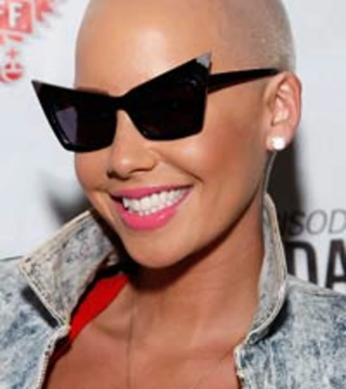 Amber Rose Stole Kanye West’s Money, Says Former Publicist Amber Rose Stole Kanye West’s Money, Says Former Publicist