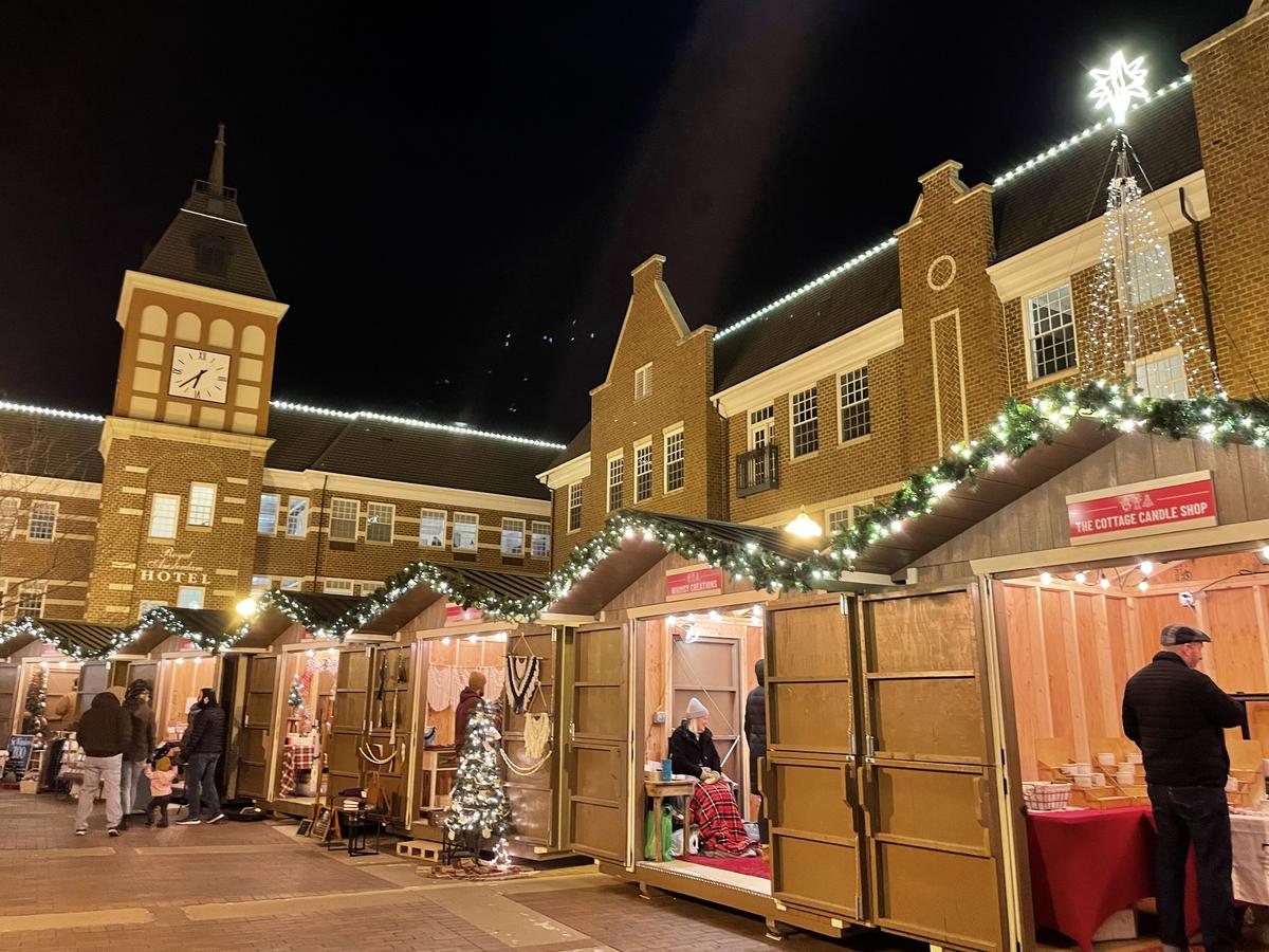 Do Your Holiday Shopping at 1 of Iowa's Festive Christmas Markets