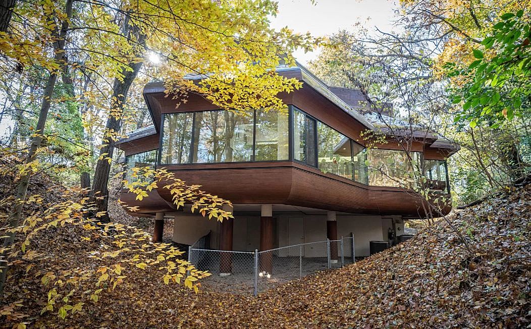 Own The Irving Gilmore Mansion in Kalamazoo For Less Than $450K