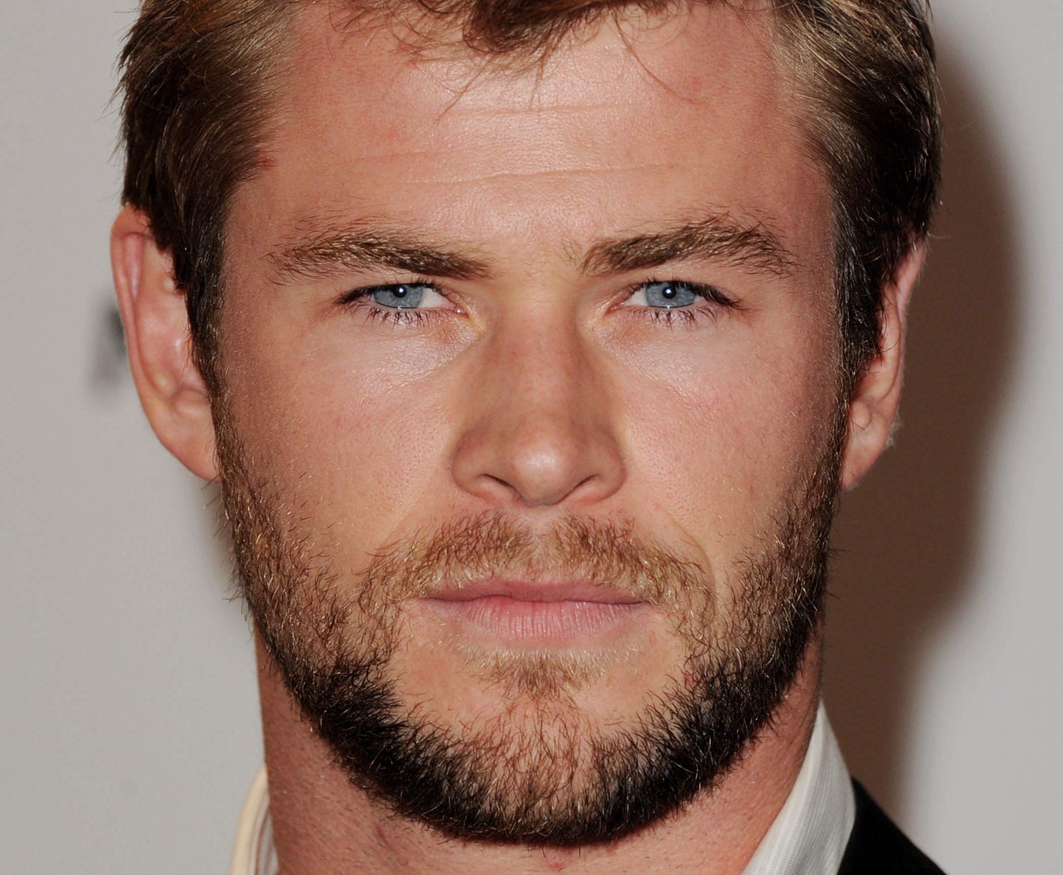 Alan Jackson Shaves Off Mustache For New Video [VIDEO] [POLL]