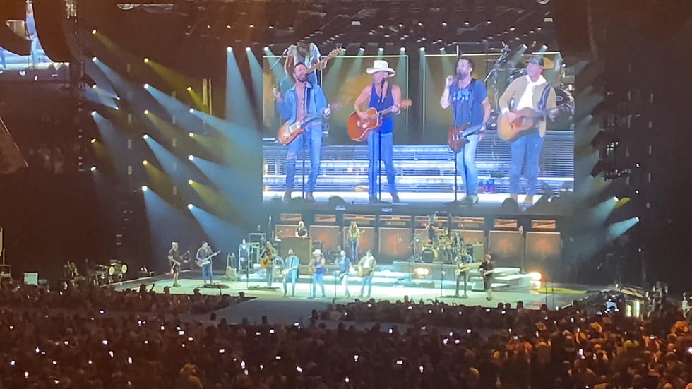 Kenny Chesney Surprised by Old Dominion at Indiana Show Kenny Chesney Surprised by Old Dominion at Indiana Show