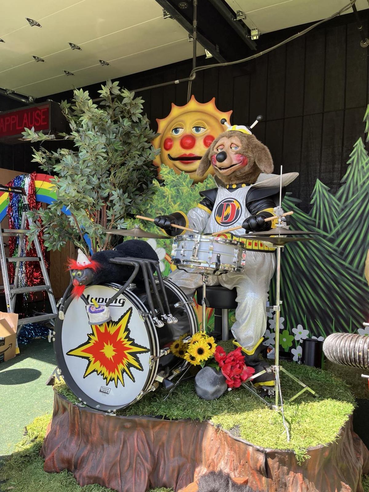 Discover Rock-afire Explosion's Animatronic Magic in Volo, IL