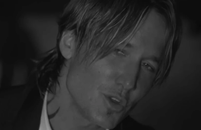 Keith Urban's Blue Ain't Your Color Music Video Released