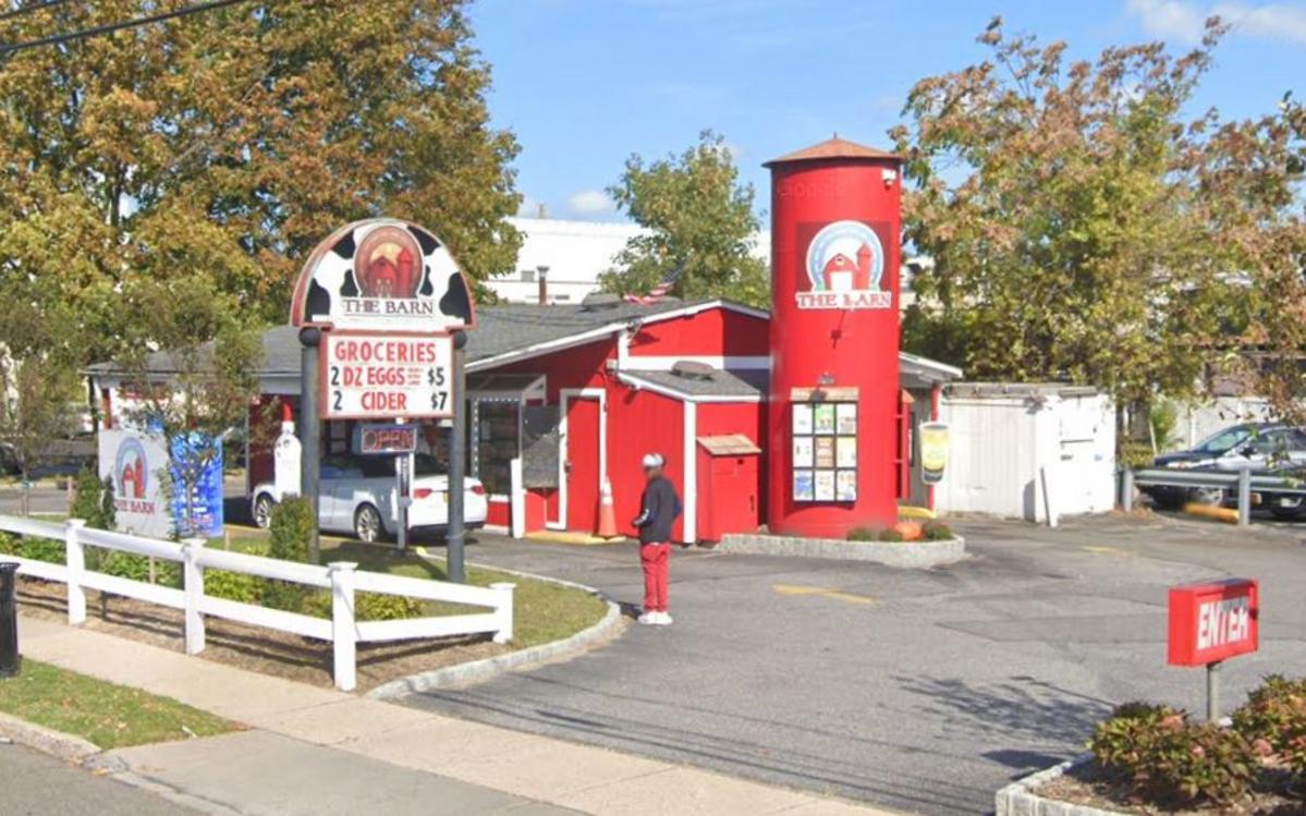 New York's Drive-Thru Store! Do You Remember Dairy Barn?