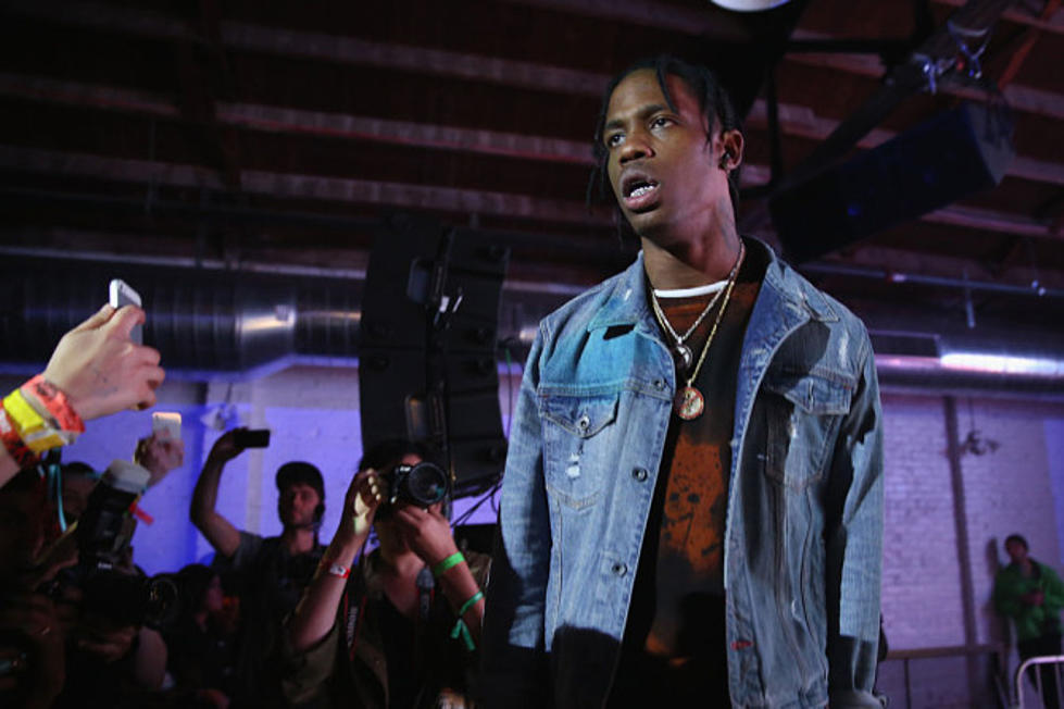 Travis Scott Checks Security for Pushing Fan - XXL Travis Scott Checks Security for Pushing Fan - XXL